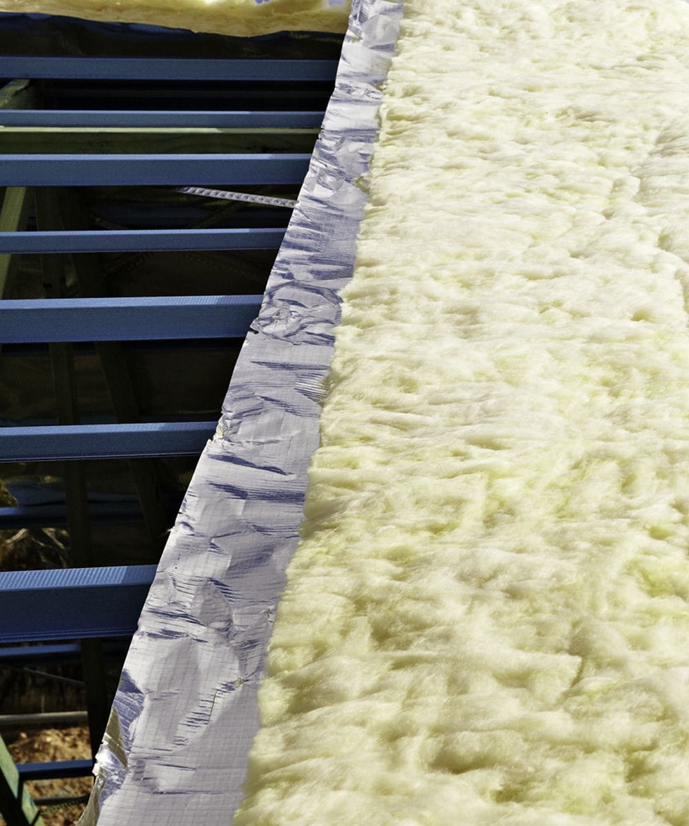 Bradford Anticon Roofing Insulation Blanket Light Duty Foil 100mm - R2 ...